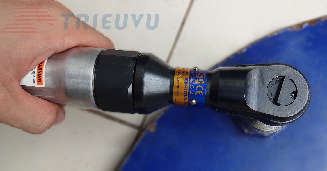 Pneumatic drum lid opener tool DCMKN 01 - EngTrieuVu